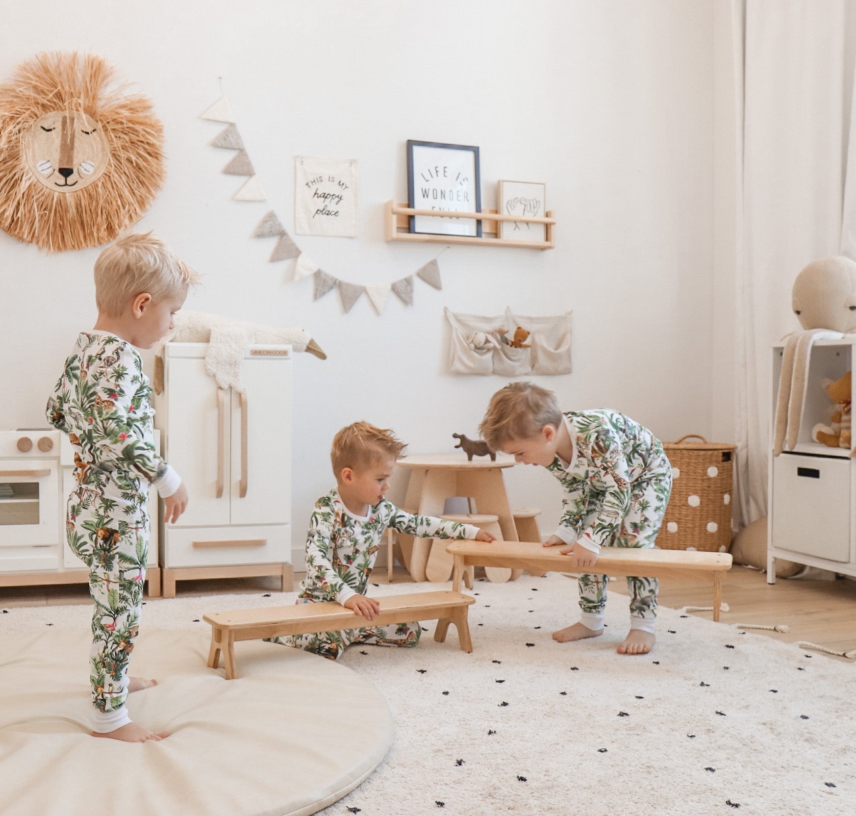 Balance and Rockers – All Circles